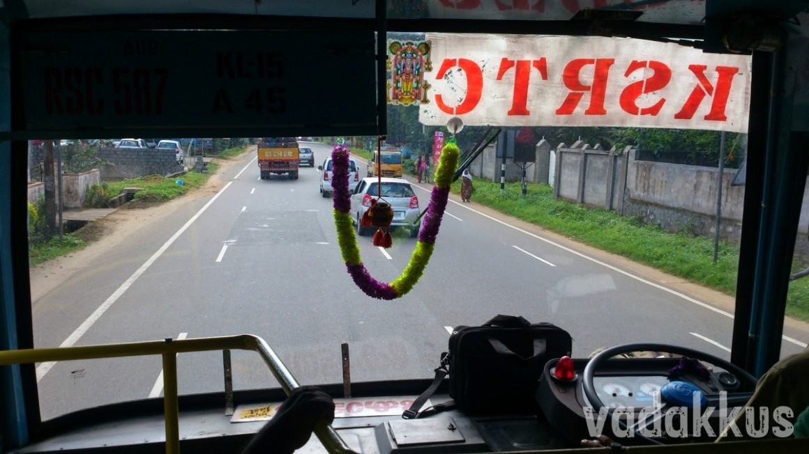 Front-Row Seat View from Inside a KSRTC Superfast – Fottams!